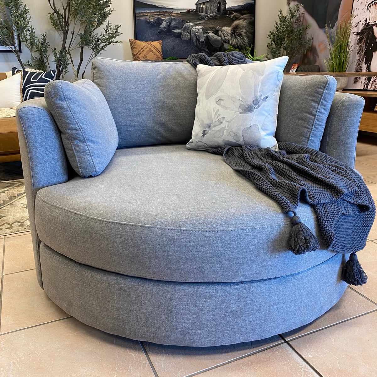 Large Cozy Cuddle Chair with 360' Rotation In Sunlight Smoke